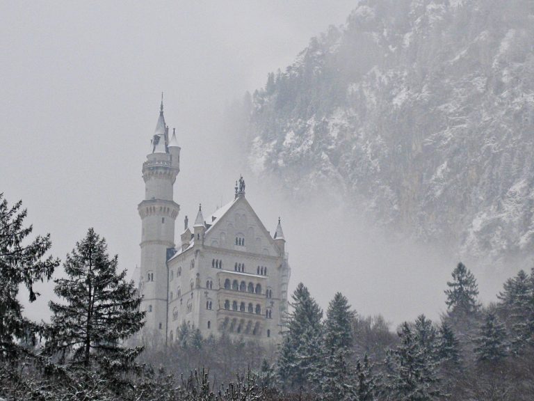 8 Best Places To Visit In Bavaria, Germany & How To Get Around