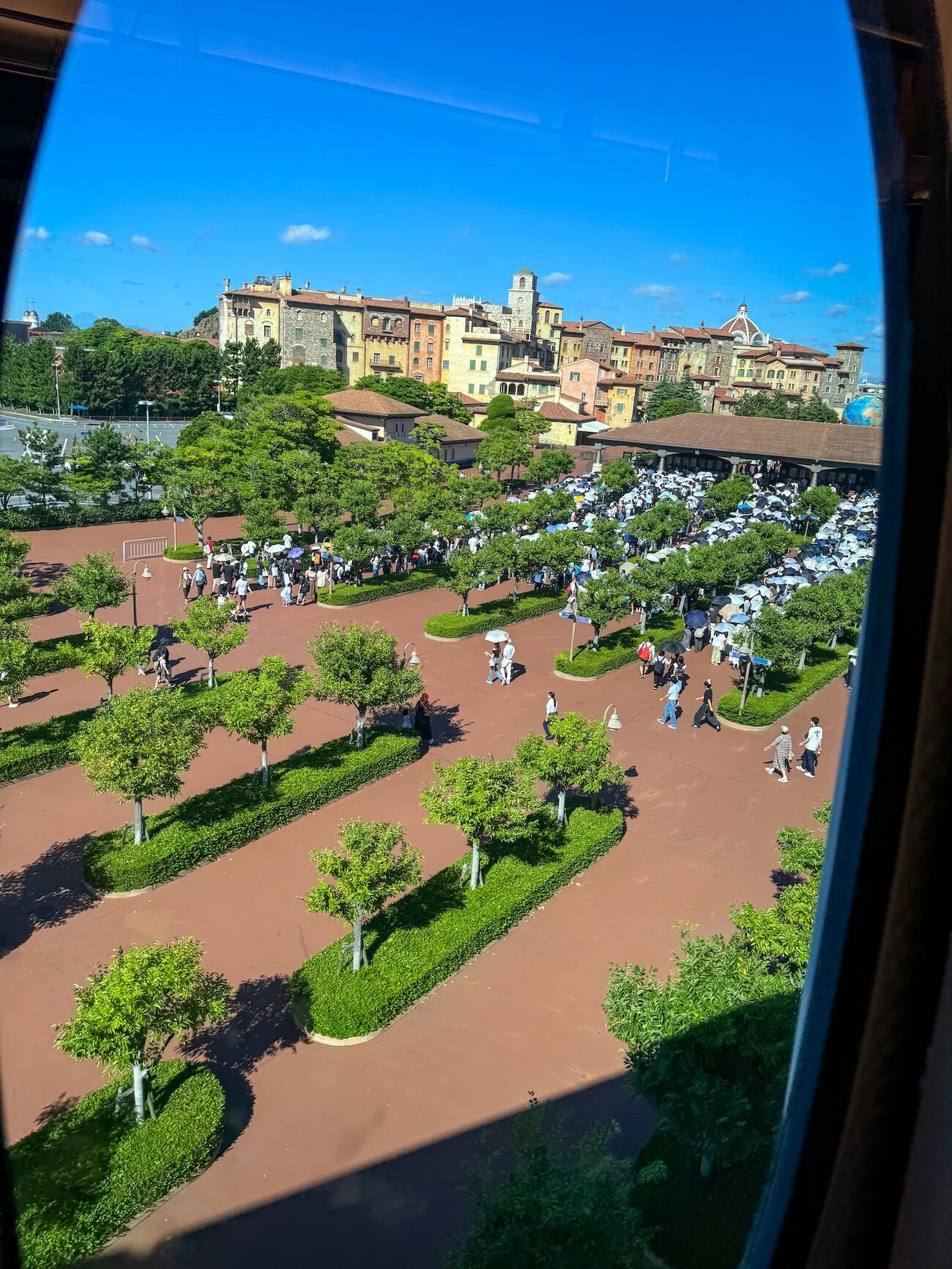 2025 Tokyo Disney Guide: How To Plan Your Visit